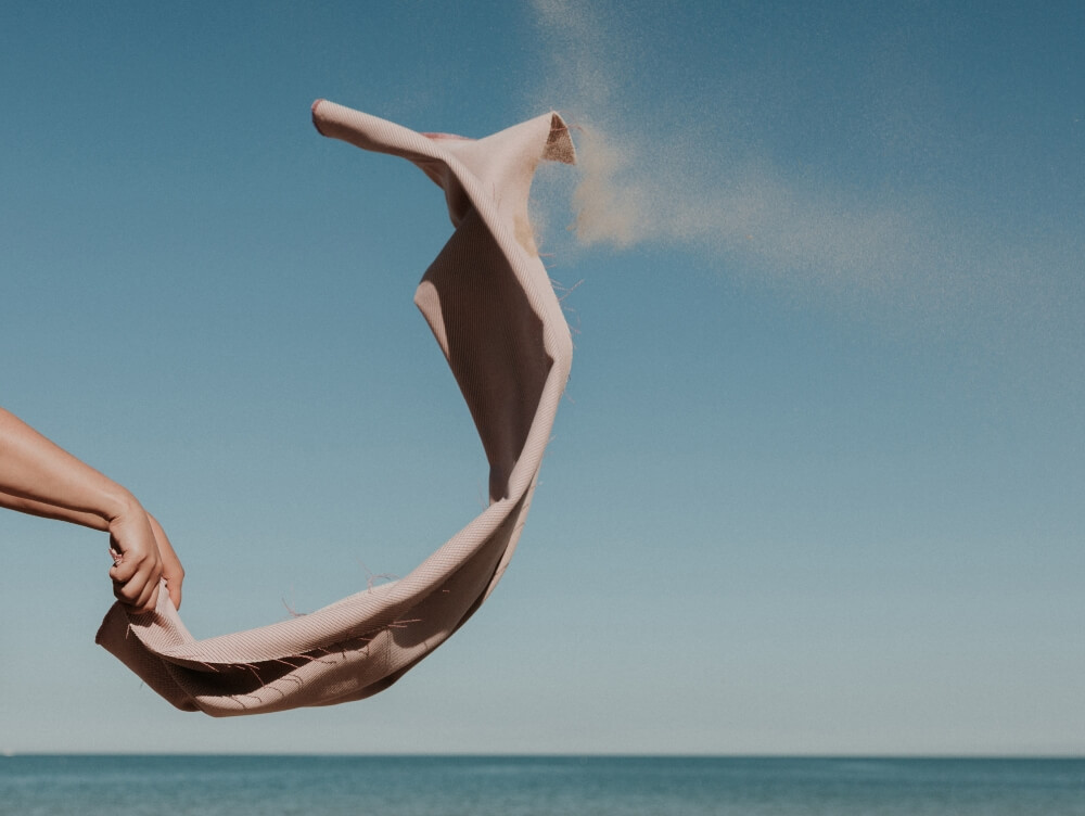 Poppy Modern Lounge Chair with Basket Base – Stylish Comfort | Haworth ...