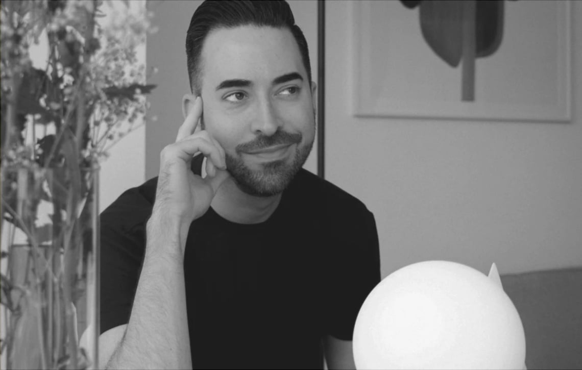 Gantri Cantilever Table Lamp – Modern Minimal Lighting at Haworth