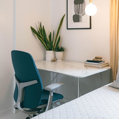 Market Wire Frame Desk