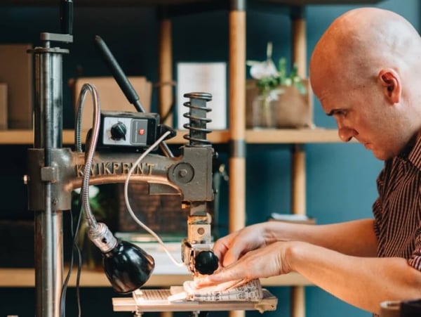 Modern Travel Desk Set