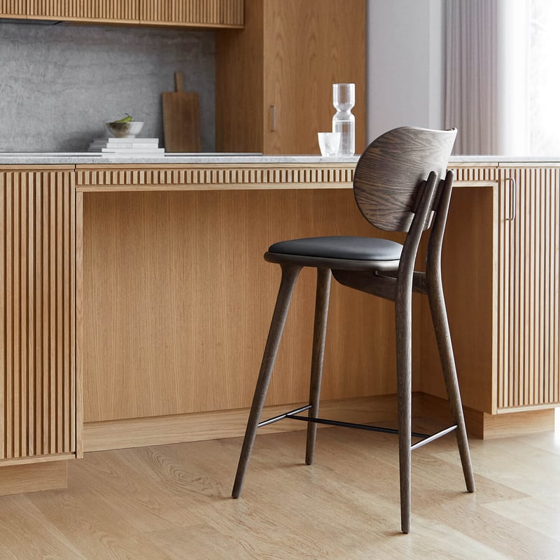 Mater High Stool with Backrest