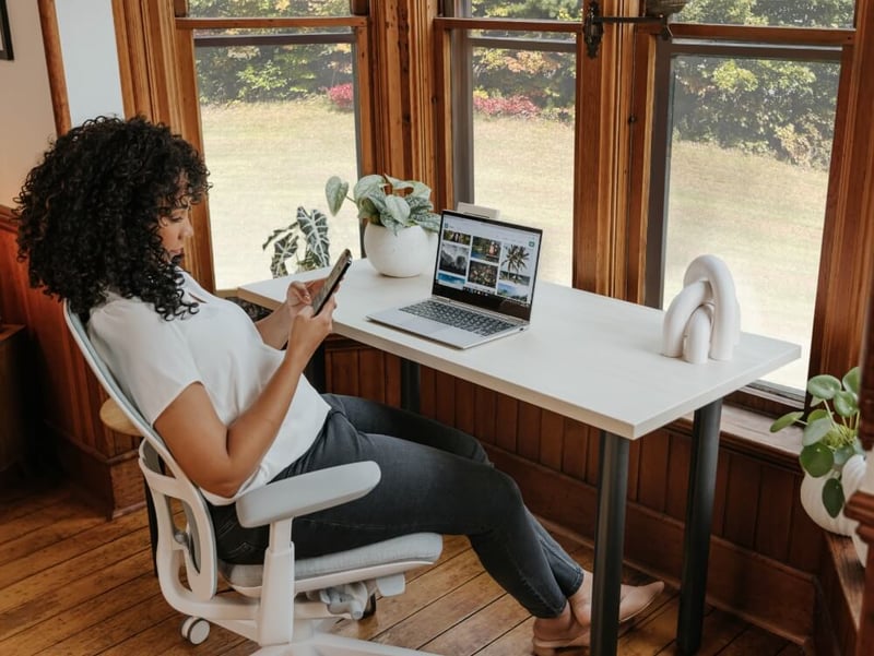 Jive Desk — Sleek Office Desk with Metal Post Legs